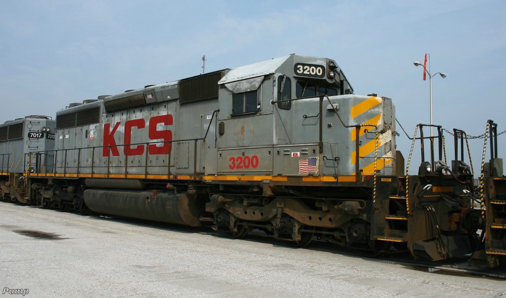 KCS 3200 - The First SD40-2 in Storage